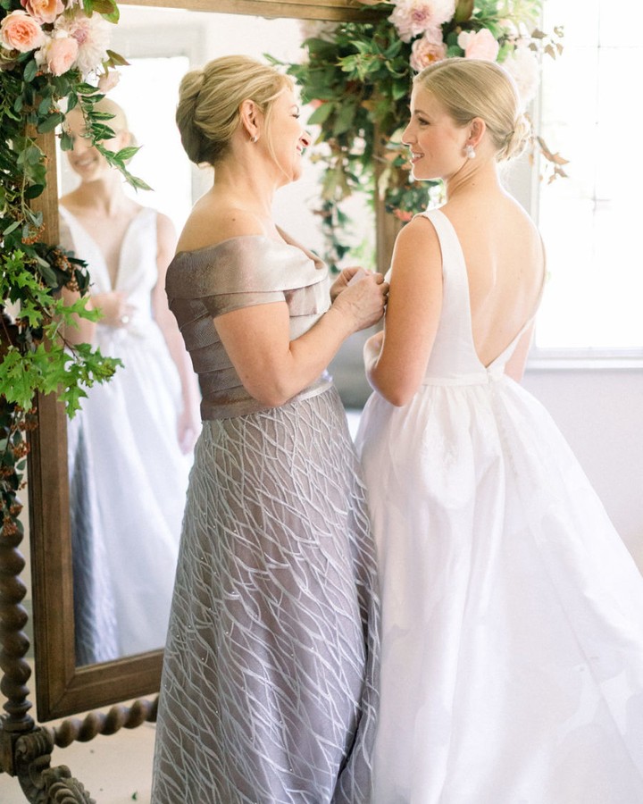 How To Choose The Mother of the Bride Dress ⋆ Ruffled