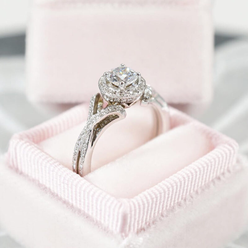 20 Classic Engagement Rings That Will Stand The Test Of Time ⋆ Ruffled